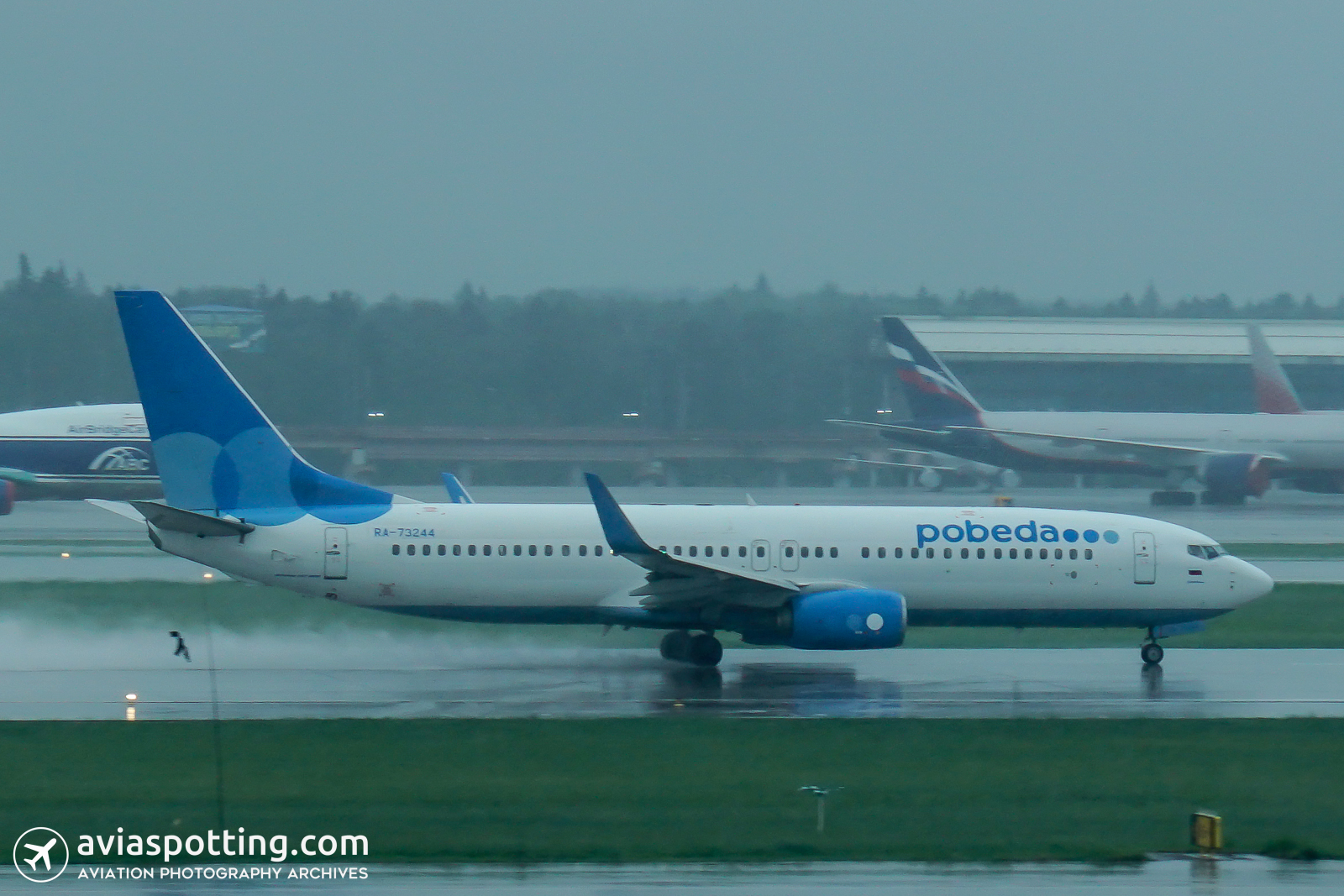 RA-73244 B737-800 Pobeda SVO – aviaspotting.com