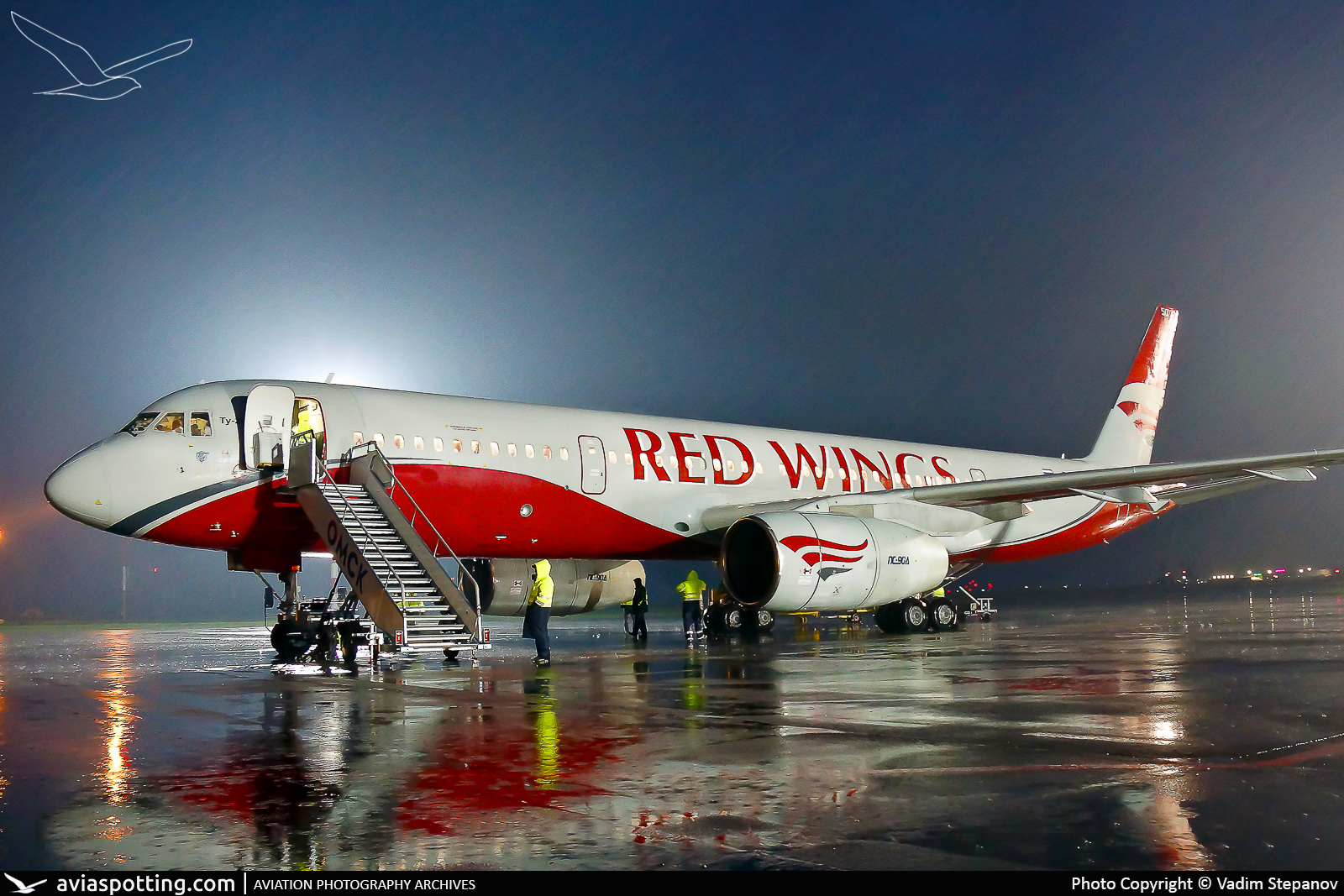 RA-64050 Tu-204-100 Red Wings Airlines OMS – aviaspotting.com