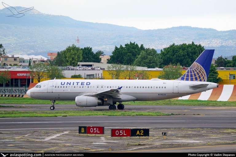 N1902U A320-200 United Airlines MEX – aviaspotting.com