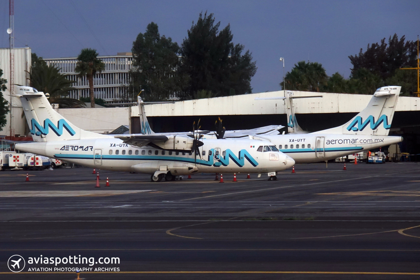 XA-UYK ATR 42-600 Aeromar / XA-UYT ATR 42-600 Aeromar MEX ...
