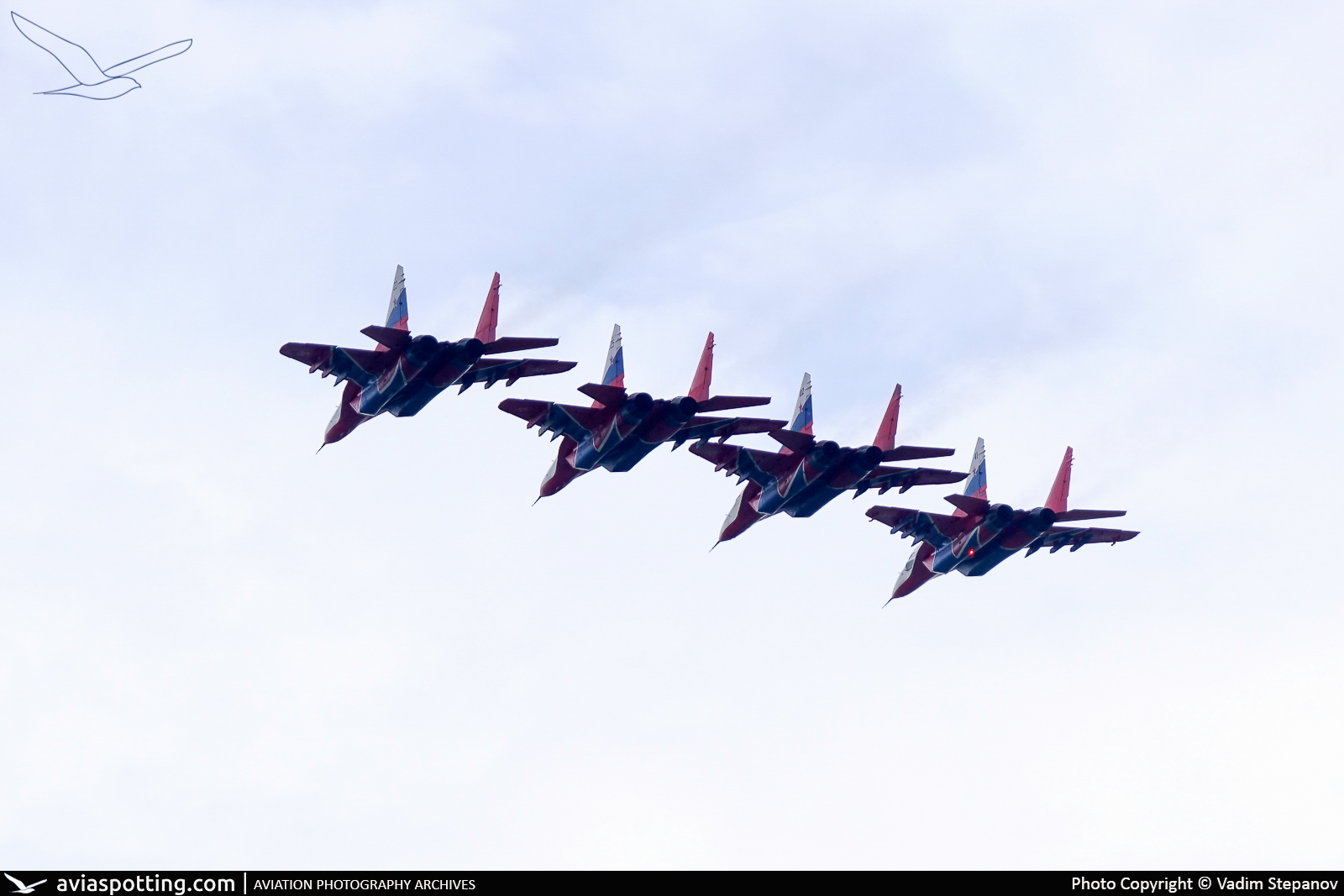 RF-92944 (41 blue) Mig-29UB / RF-91946 (02 blue) Mig-29UB / RF-91936 ...
