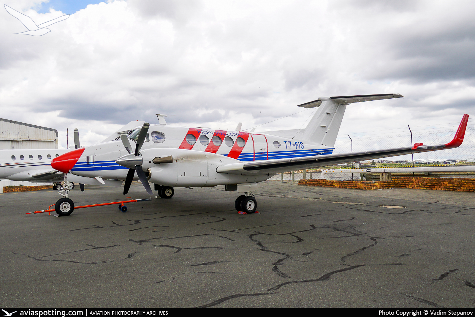 T7-FIS Beechcraft 200 King Air ACAM Flight Calibration Services HLA ...