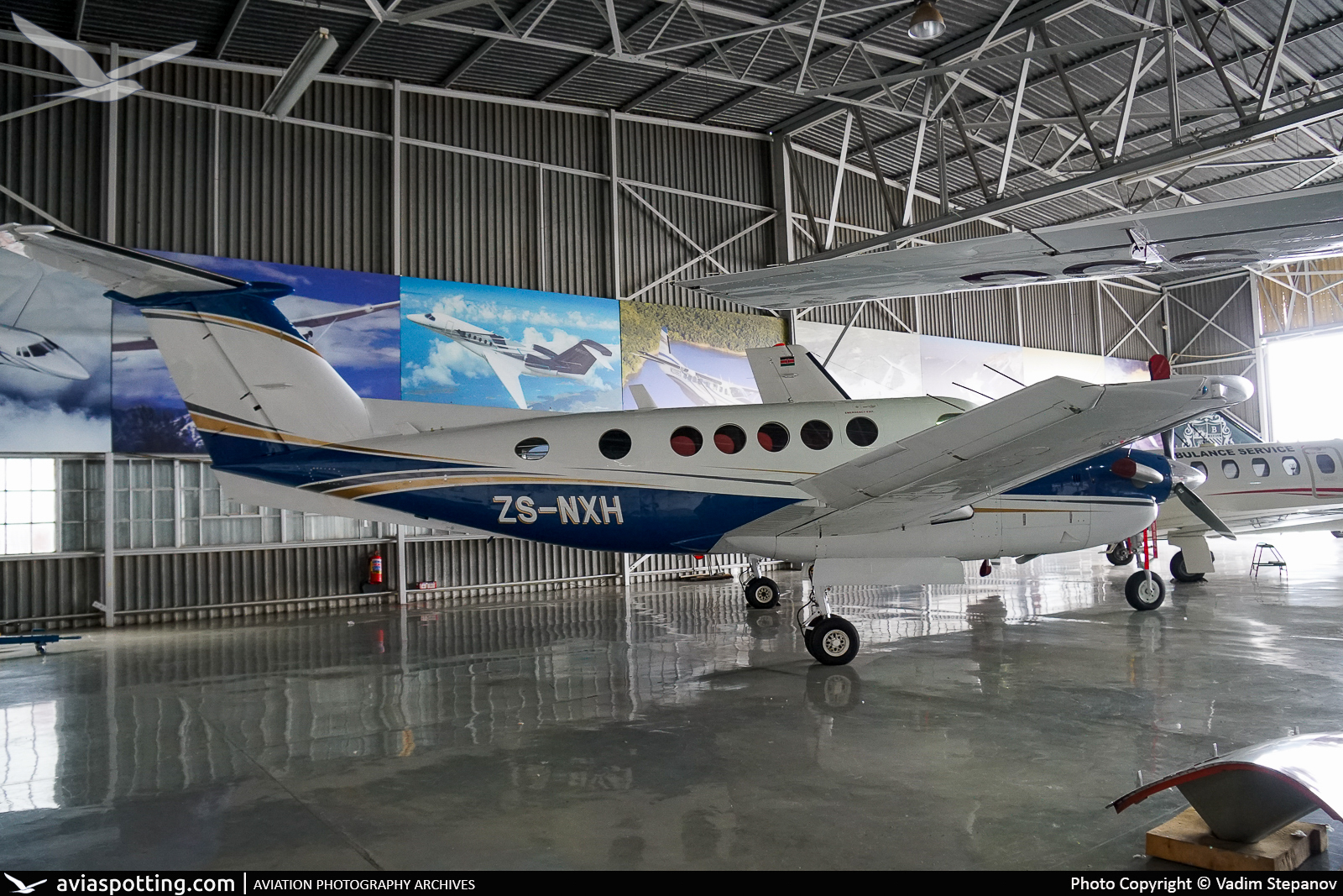 ZS-NXH Beechcraft 200 King Air Private HLA – aviaspotting.com