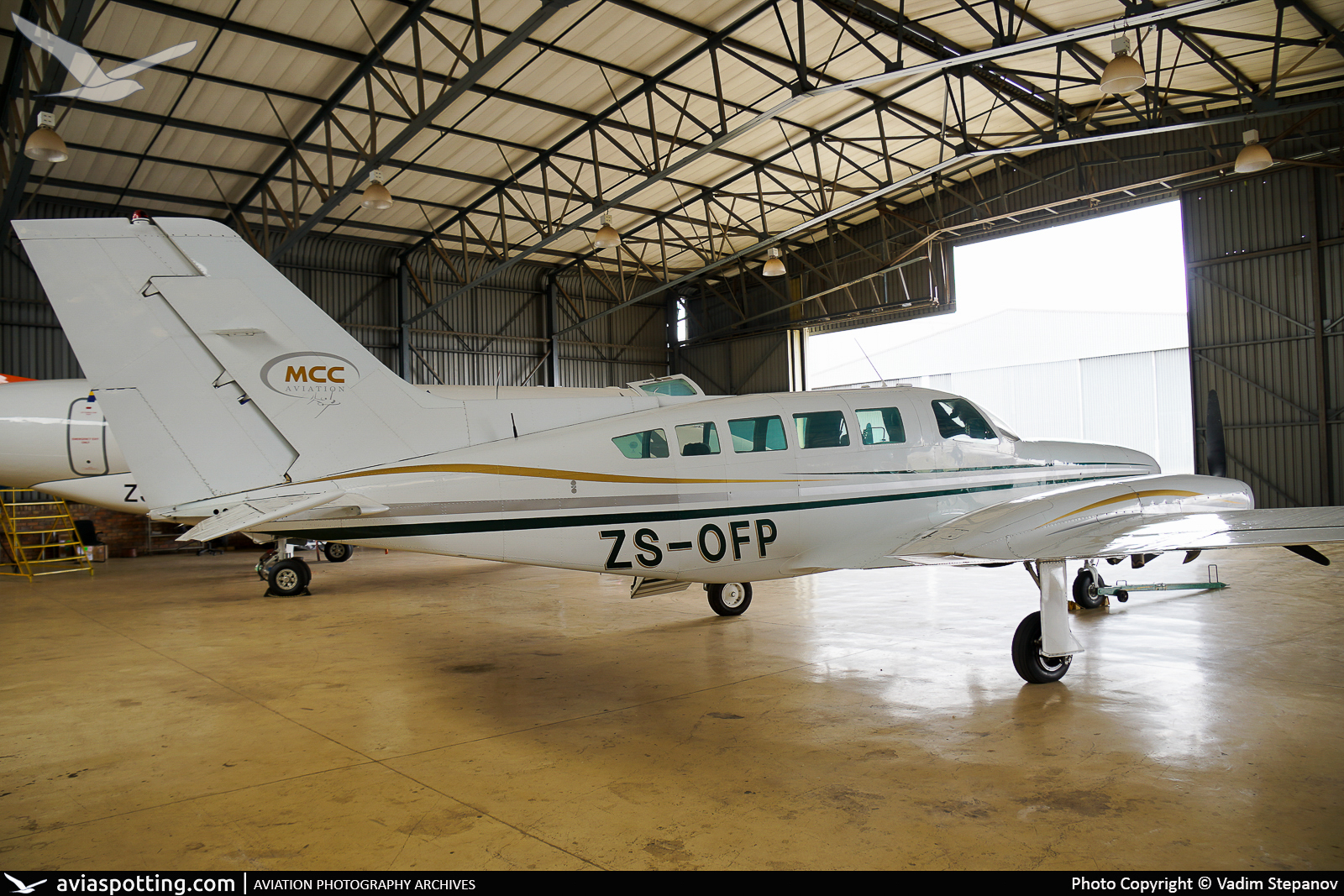 ZS-OFP Cessna 402B MCC Aviation HLA – aviaspotting.com