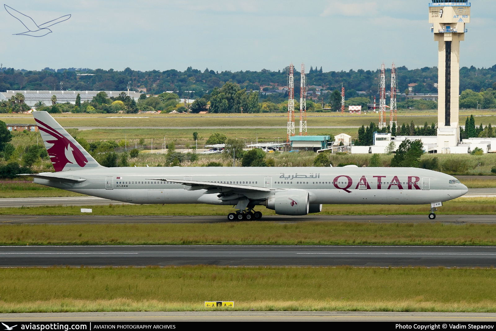 A7-BAW B777-300ER Qatar Airways JNB – aviaspotting.com