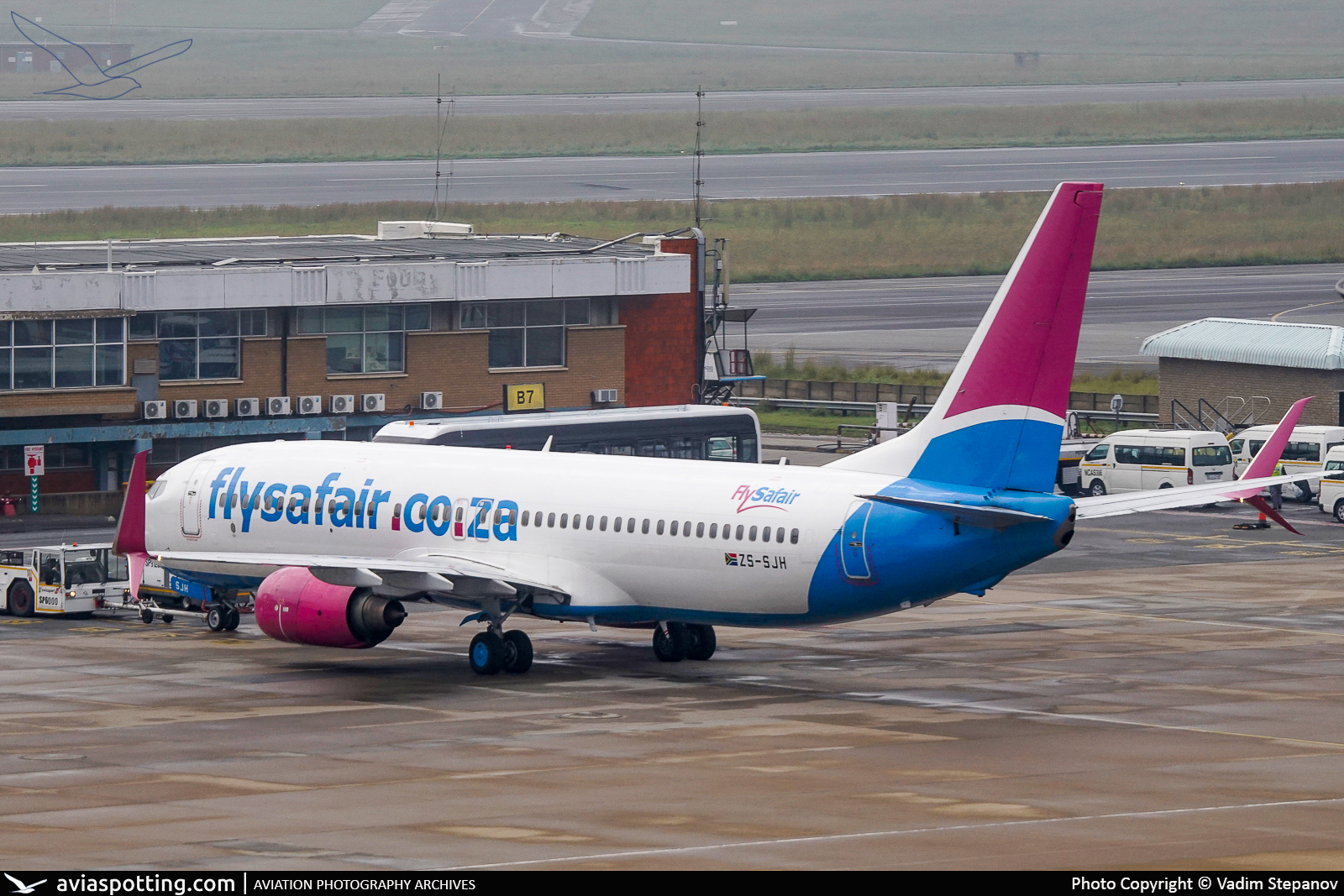 ZS-SJH B737-800 FlySafair JNB – aviaspotting.com