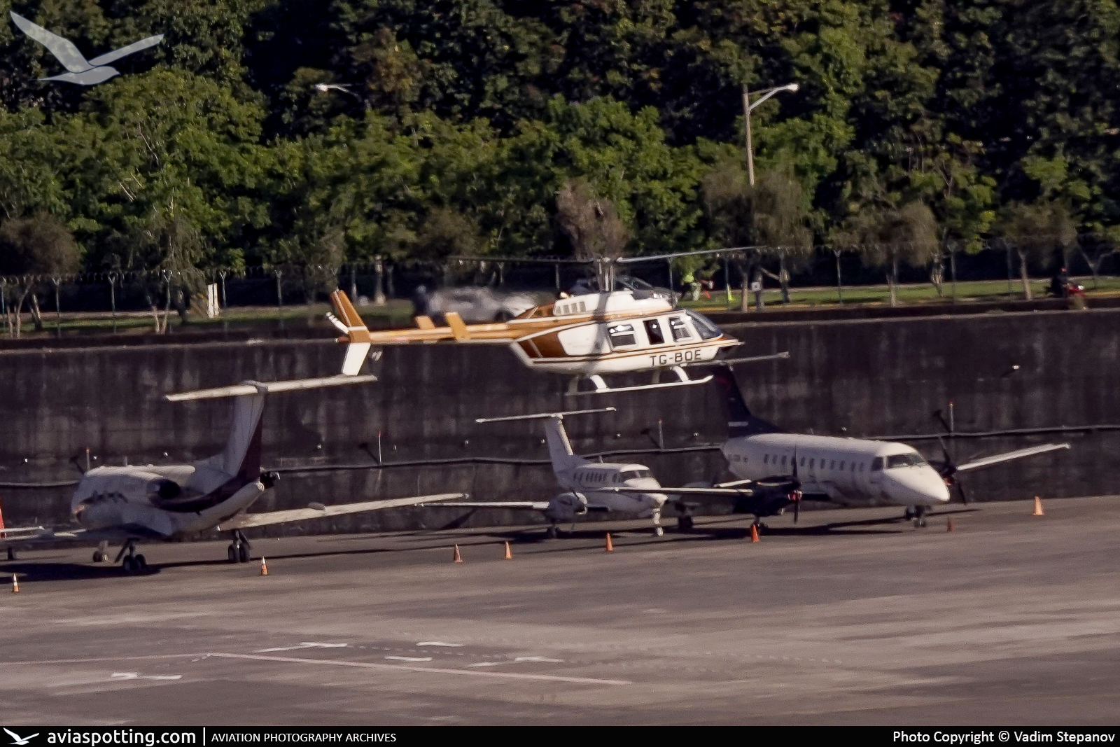 TG-BOE Bell 206L-1 Long Ranger II Private GUA – aviaspotting.com